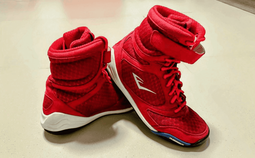 Everest New Elite High Top Boxing Shoes Review: Pros & Cons (2024)